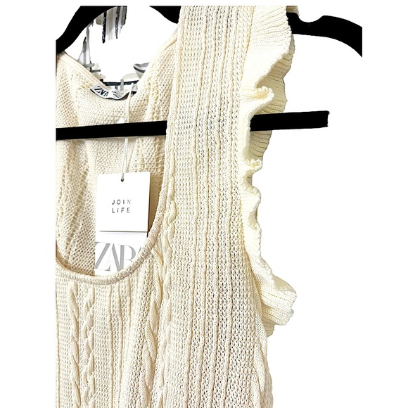 Zara | Tops | Zara Ruffled Ivory Cable Knit Crop Top | Poshmark